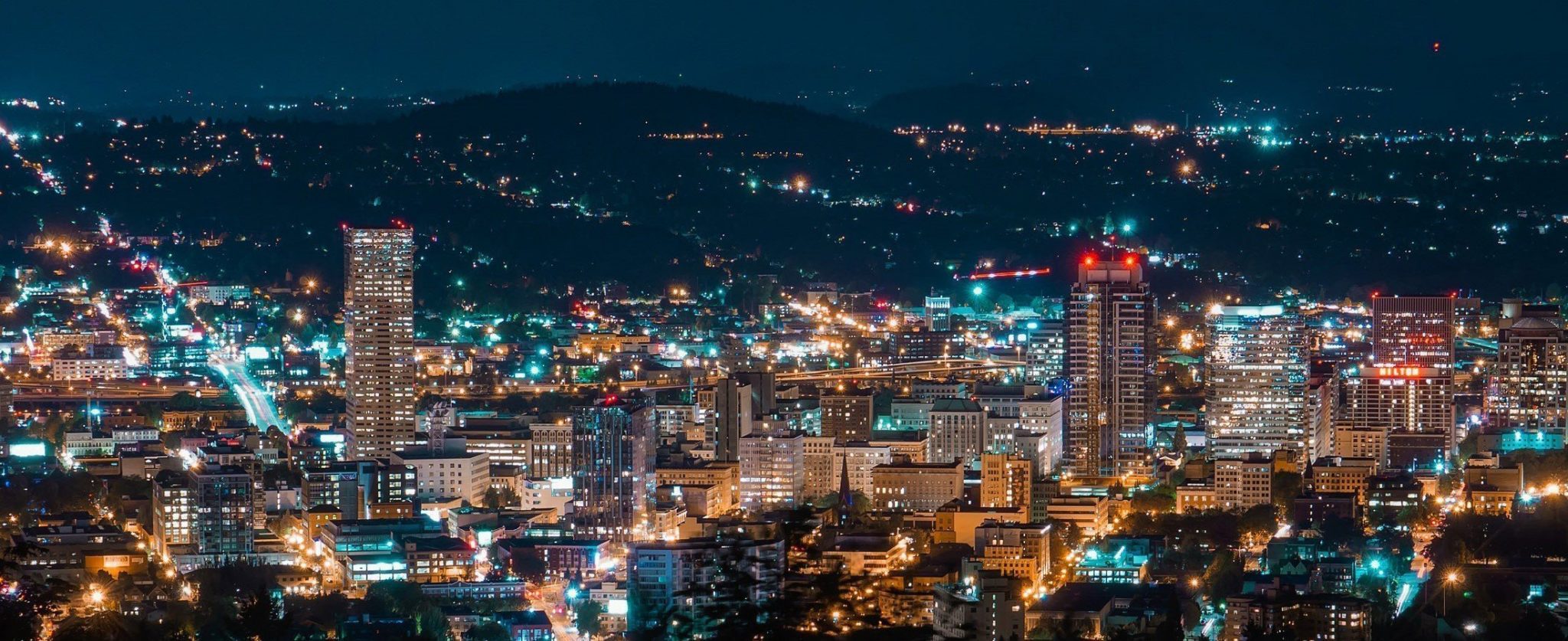 night-cityscape cropped - Grocapitus