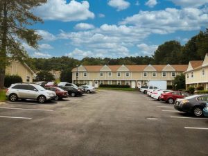 stone-brooke-exterior-3 - Grocapitus